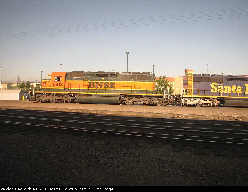 BNSF 6813